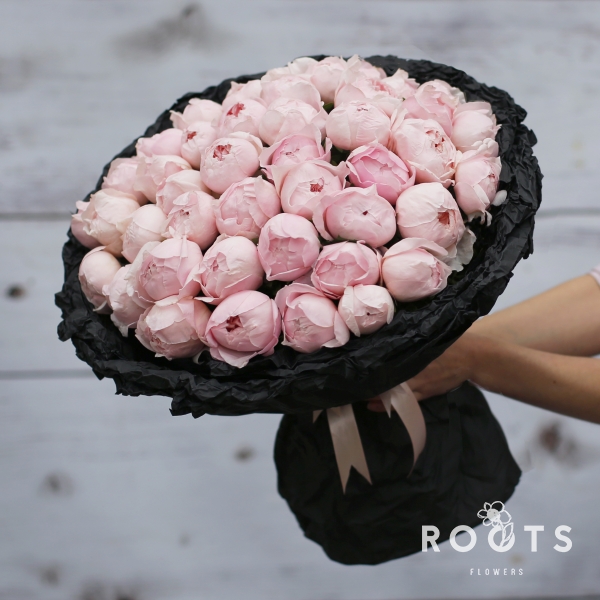 Купить монобукет с доставкой в Москве | Заказать монобукет от ROOTS FLOWERS